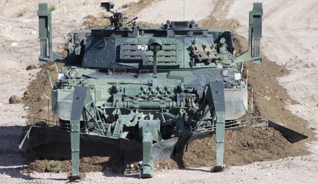 Thiết giáp phá mìn đặc biệt Leopard 2R 'thúc thủ' trước hỏa lực Nga ...