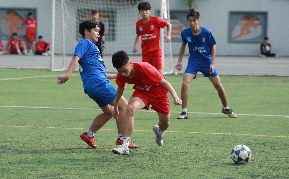 Chùm ảnh loạt trận 13h30 ngày 1-11 | Báo điện tử An ninh Thủ đô